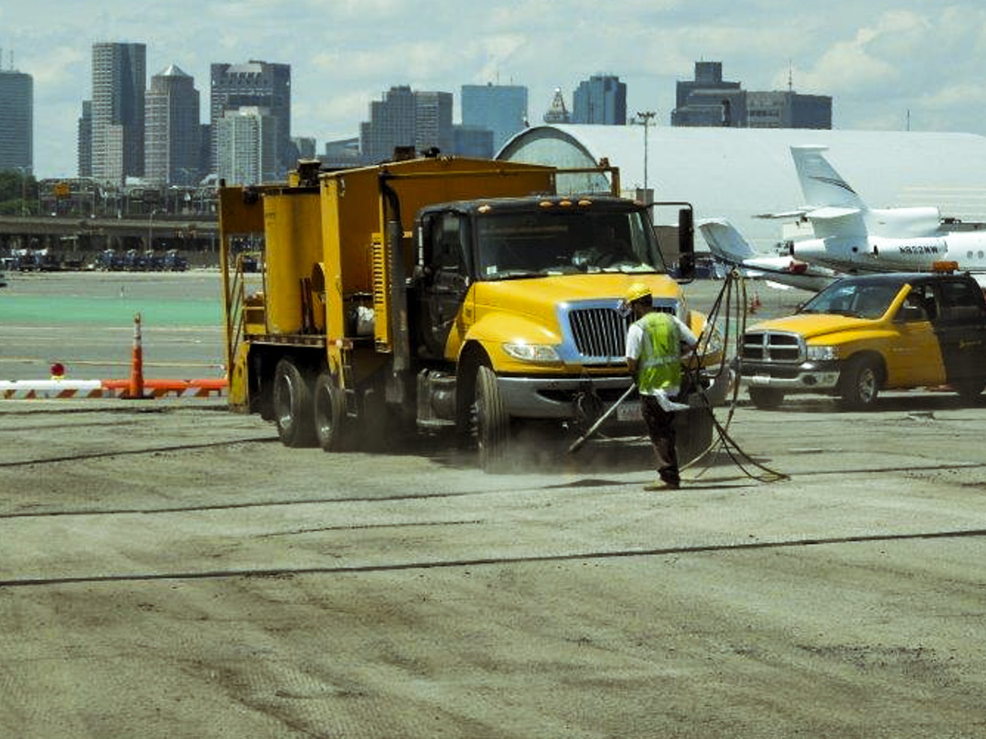 Airport Crack Seal - Pavement Preservation Treatments | indus, Inc.
